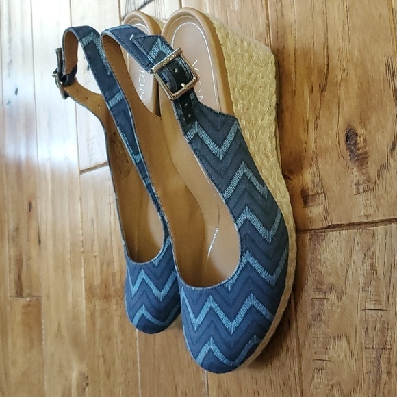 Vionic | Shoes | Vionic Coraline Chevron Espadrille Wedge Slingback ...